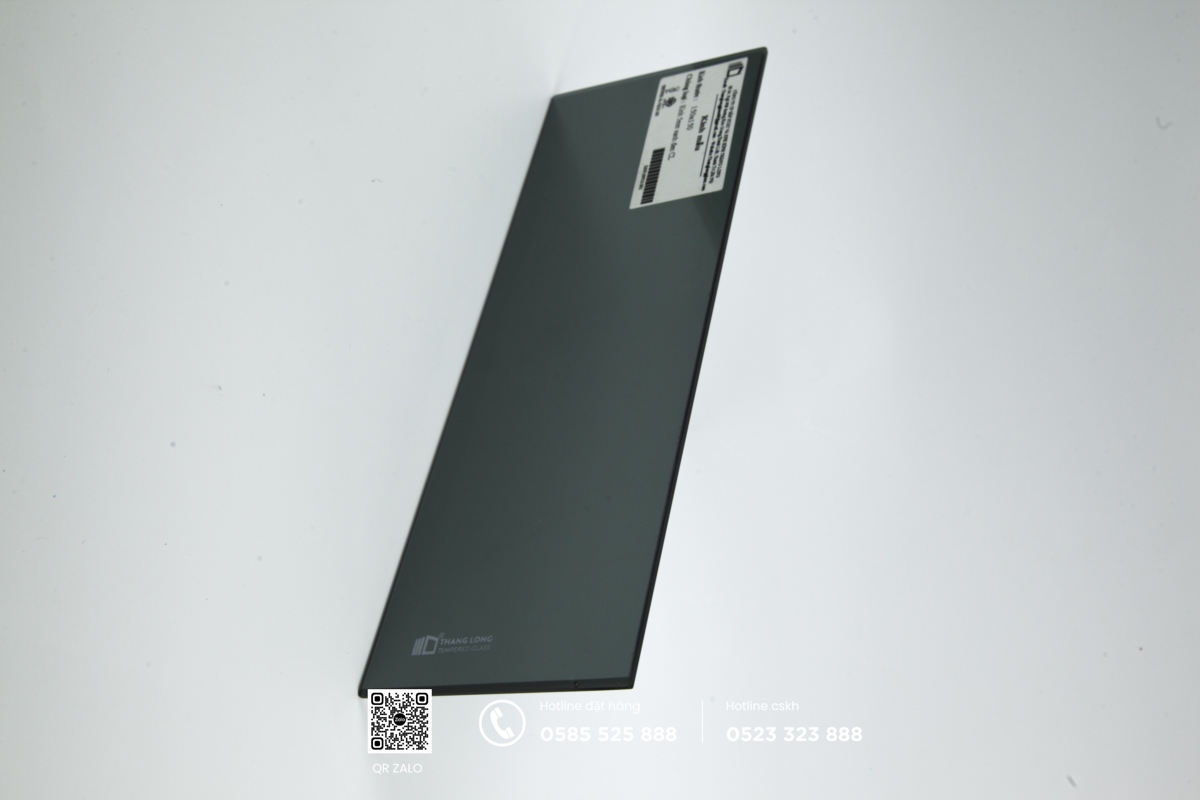 Mẫu kính xanh đen 5mm (5ly) Thăng Long Glass