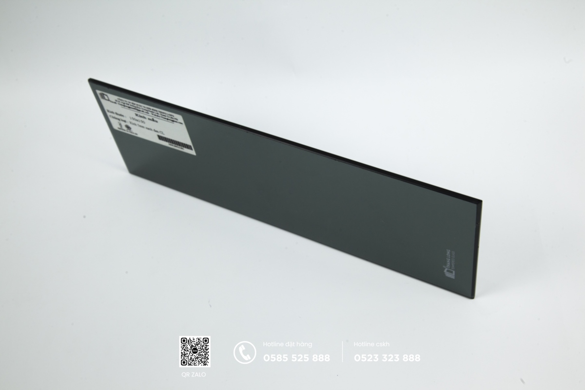 Mẫu kính xanh đen 5mm (5ly) Thăng Long Glass