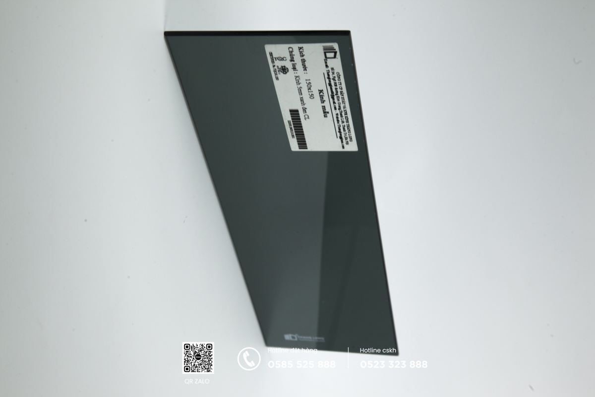 Mẫu kính xanh đen 5mm (5ly) Thăng Long Glass